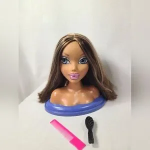 Barbie | Toys | Mattel My Scene Madison Doll Styling Head Very Rare Htf ...
